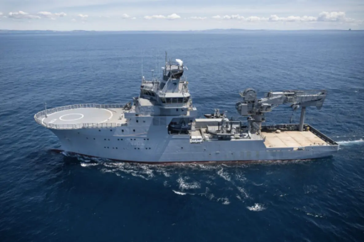 Samoa, Upolu: New Zealand Naval Vessel Sinks After Hitting Reef – Noonsite